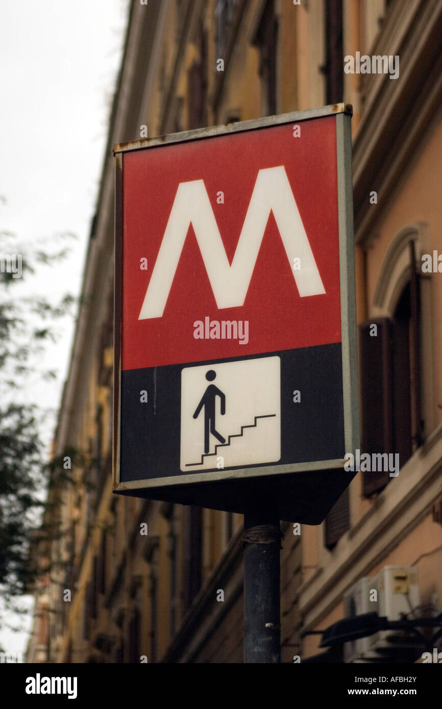 Italy rome metro sign hi-res stock photography and images - Alamy