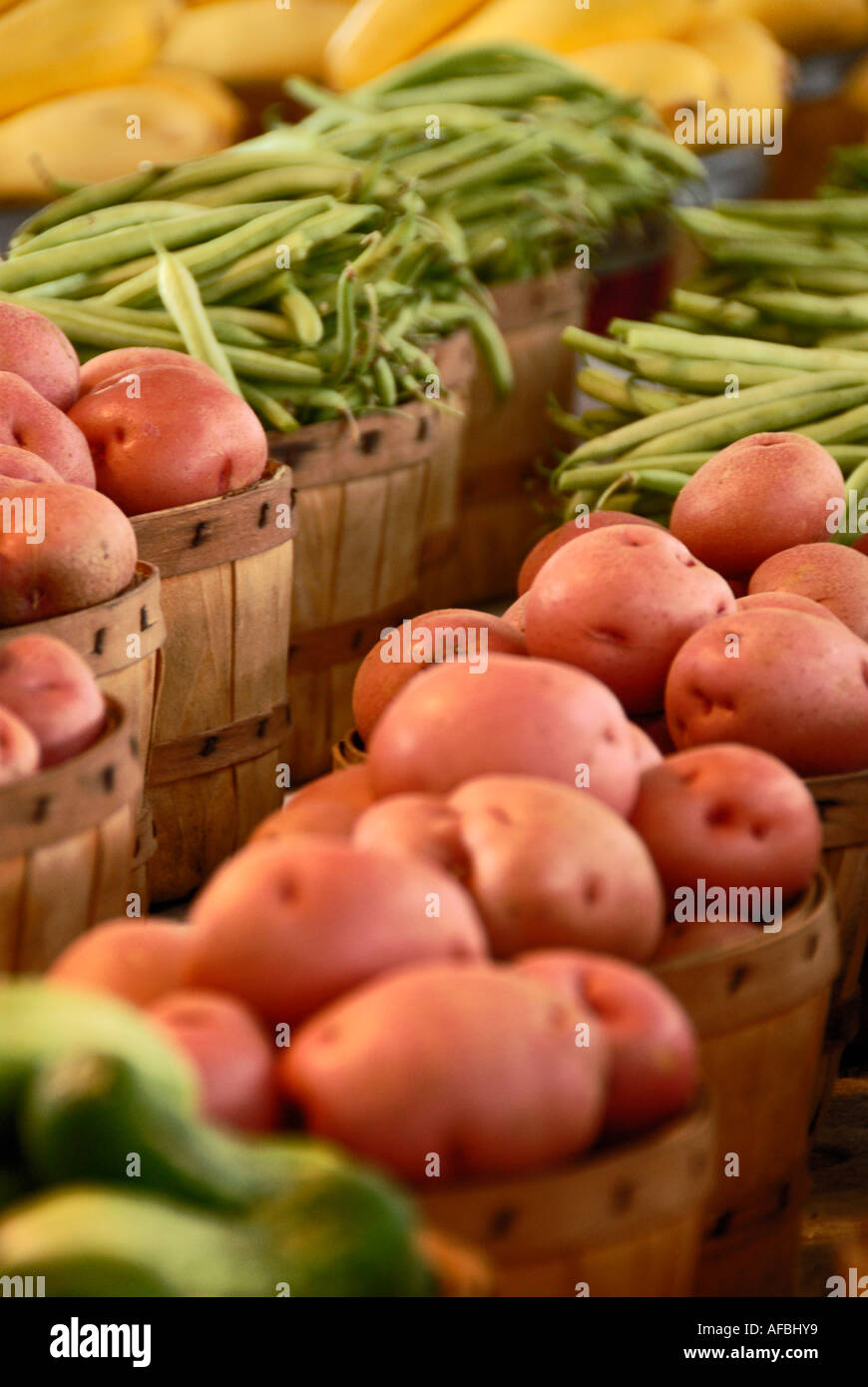 Bushel potato hi-res stock photography and images - Alamy
