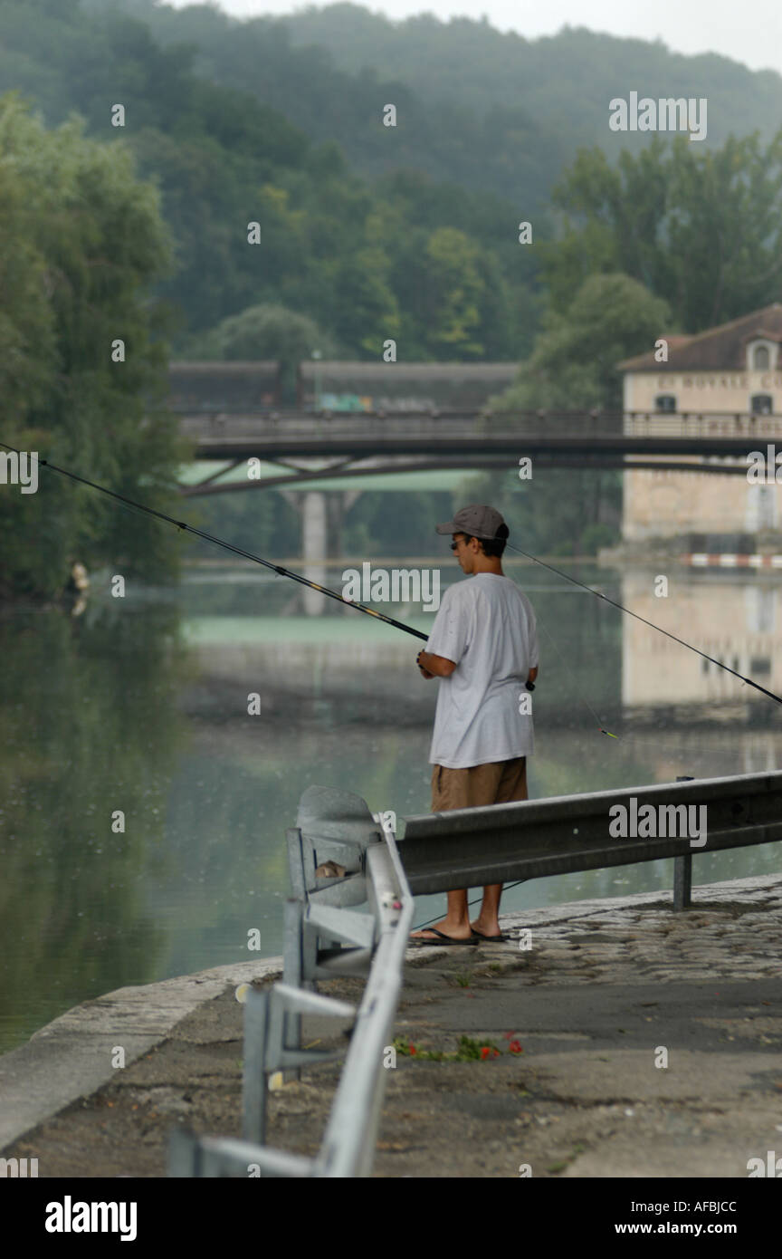 french fishing man fishing from the river isle dordogne france Stock ...