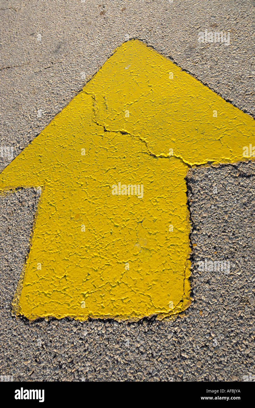 Yellow Arrow 1 Stock Photo - Alamy