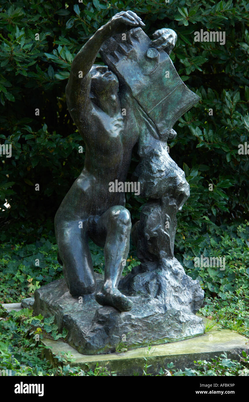 Sculpteur auguste rodin hi-res stock photography and images - Alamy