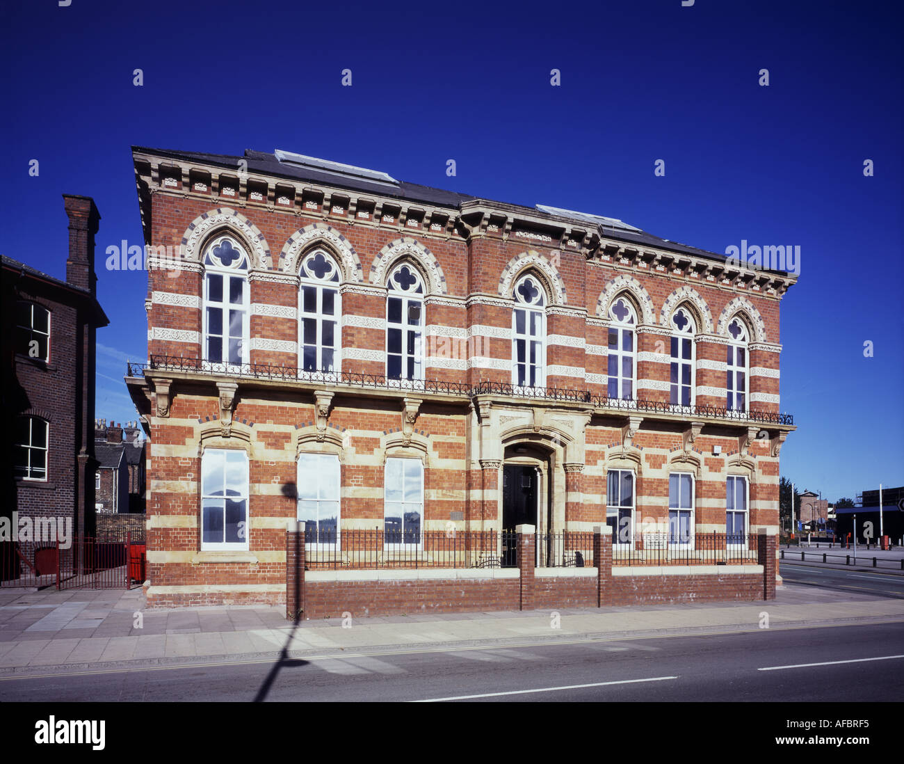Buildings stoke on trent staffordshire hi-res stock photography and ...