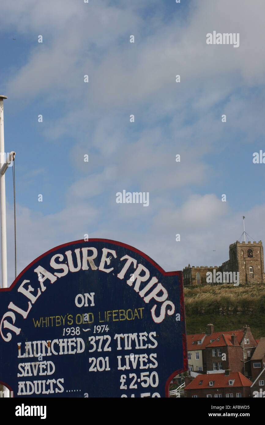 Whitby boat rides hi-res stock photography and images - Alamy