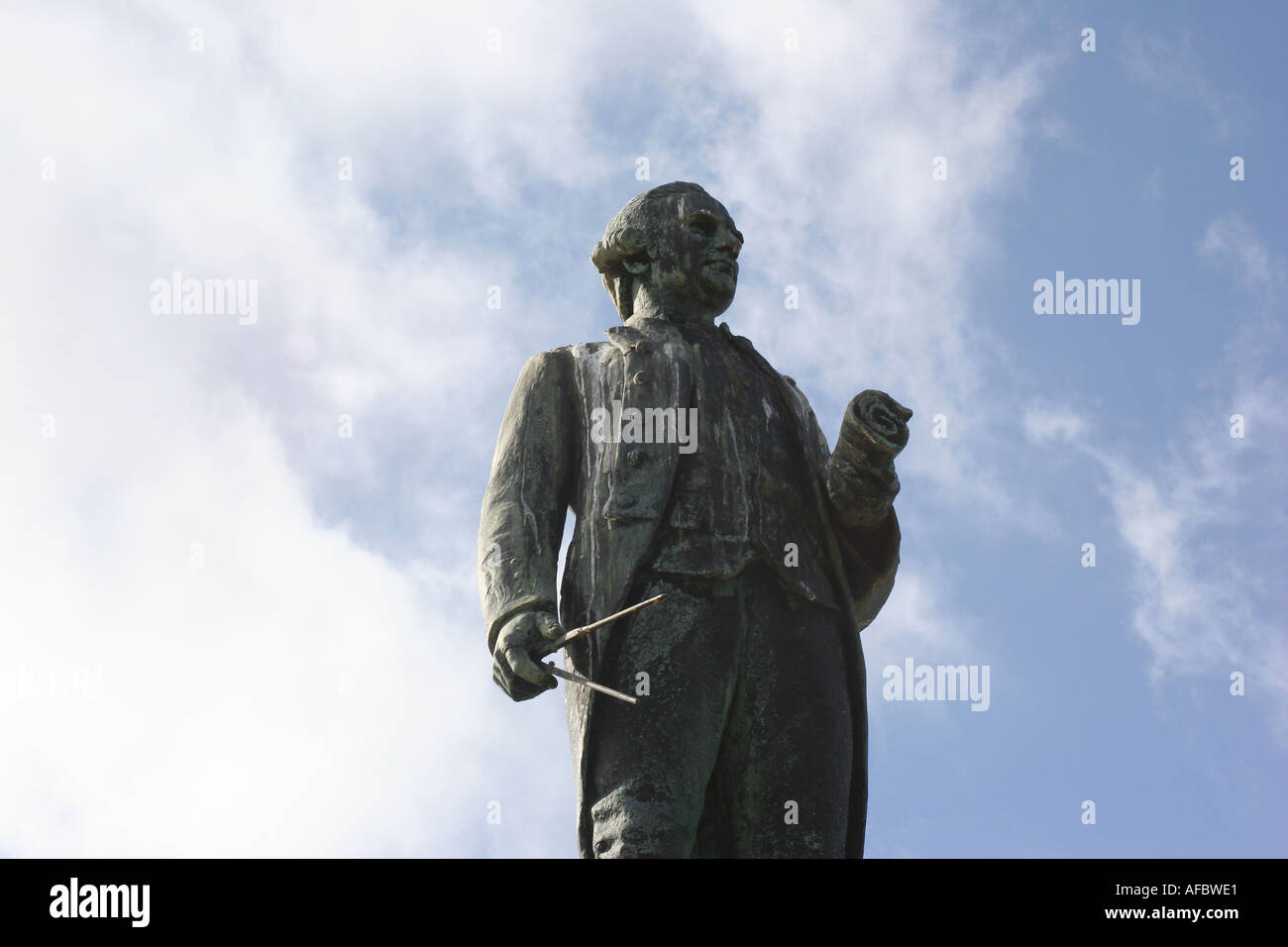 Captain Cook Statue in Whitby Stock Photo - Alamy
