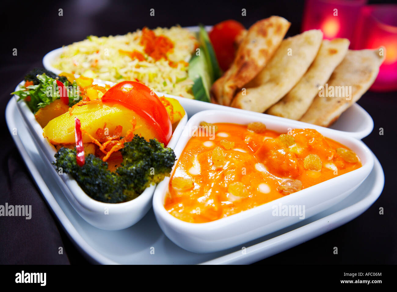 Aloo gobi and Chicken Korma Stock Photo - Alamy