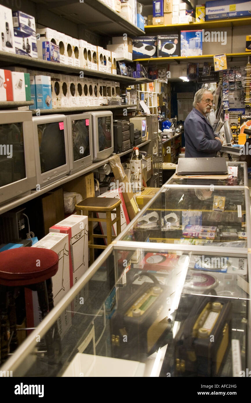 Electronics shop 213 Kensington Church Street W8 Stock Photo - Alamy