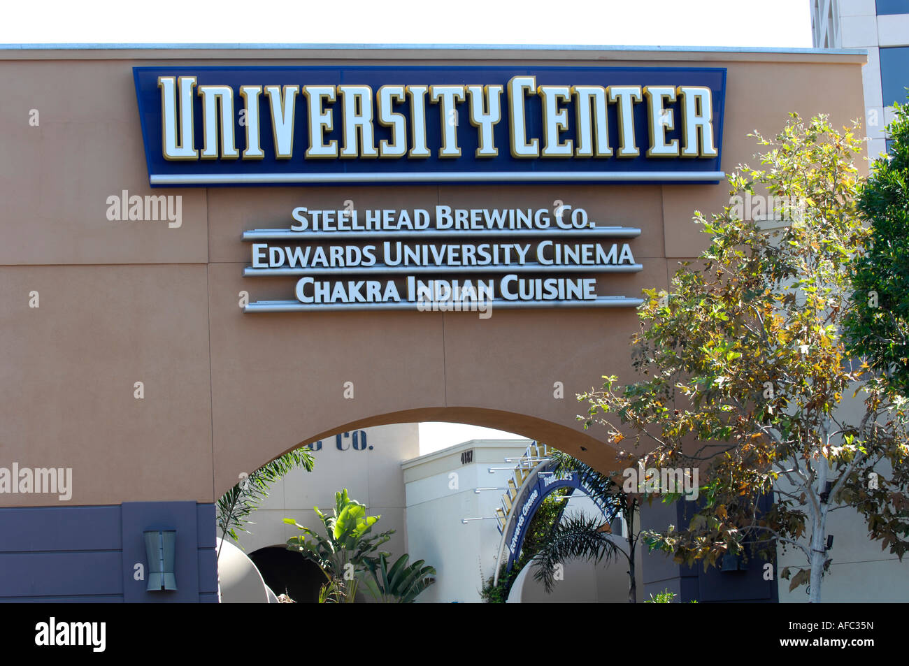 University of california irvine campus hi-res stock photography and ...