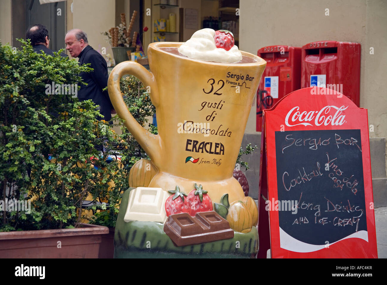 Cafe Piazza del Duomo City of Florence Tuscany Italy Stock Photo - Alamy
