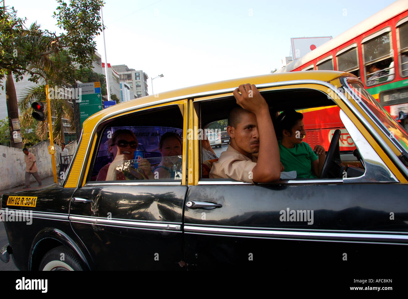 Tourists in taxi cab in Mumbai / Bombay, India Stock Photo - Alamy