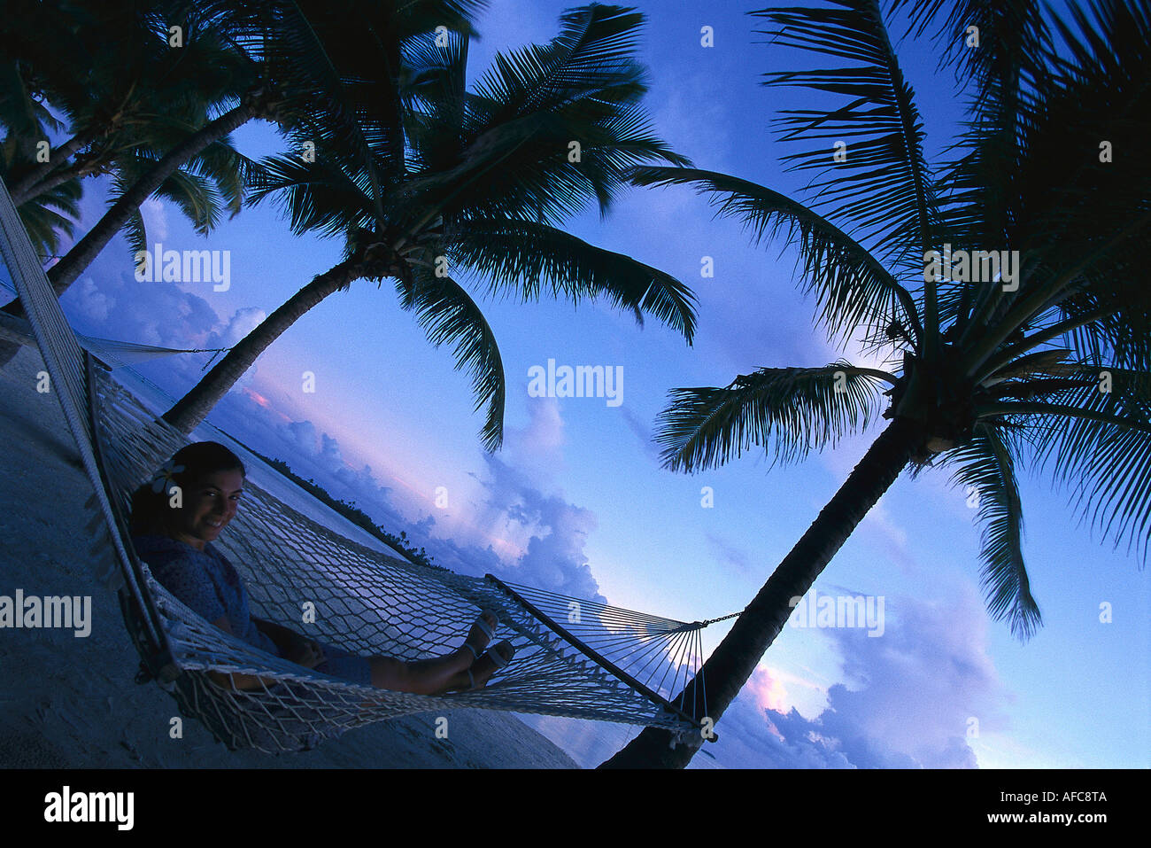 Cook islands girl hi-res stock photography and images - Alamy