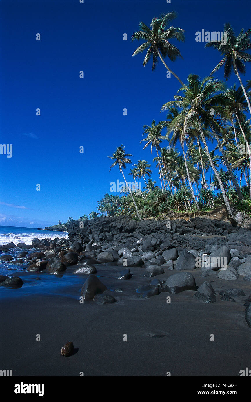 Nuu Black Sand Beach, near Taga Savai'i, Samoa Stock Photo - Alamy