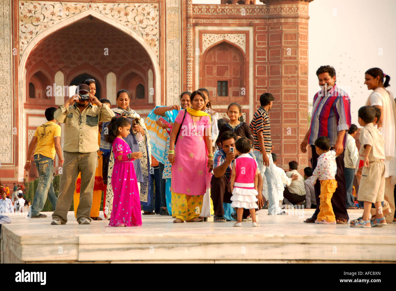Indian tourists at the Taj Mahal Stock Photo - Alamy