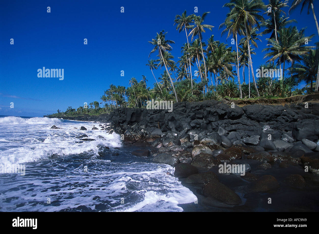 Nuu Black Sand Beach, near Taga Savai'i, Samoa Stock Photo - Alamy