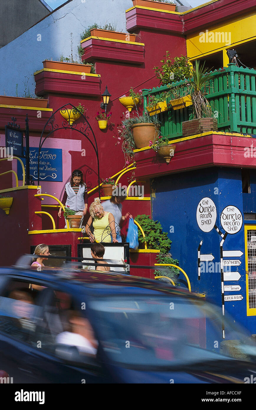 Colourful storefront hi-res stock photography and images - Alamy