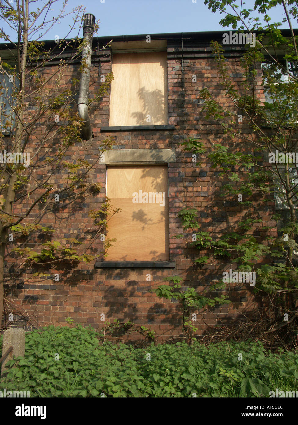 Vandal in a factory hi-res stock photography and images - Alamy