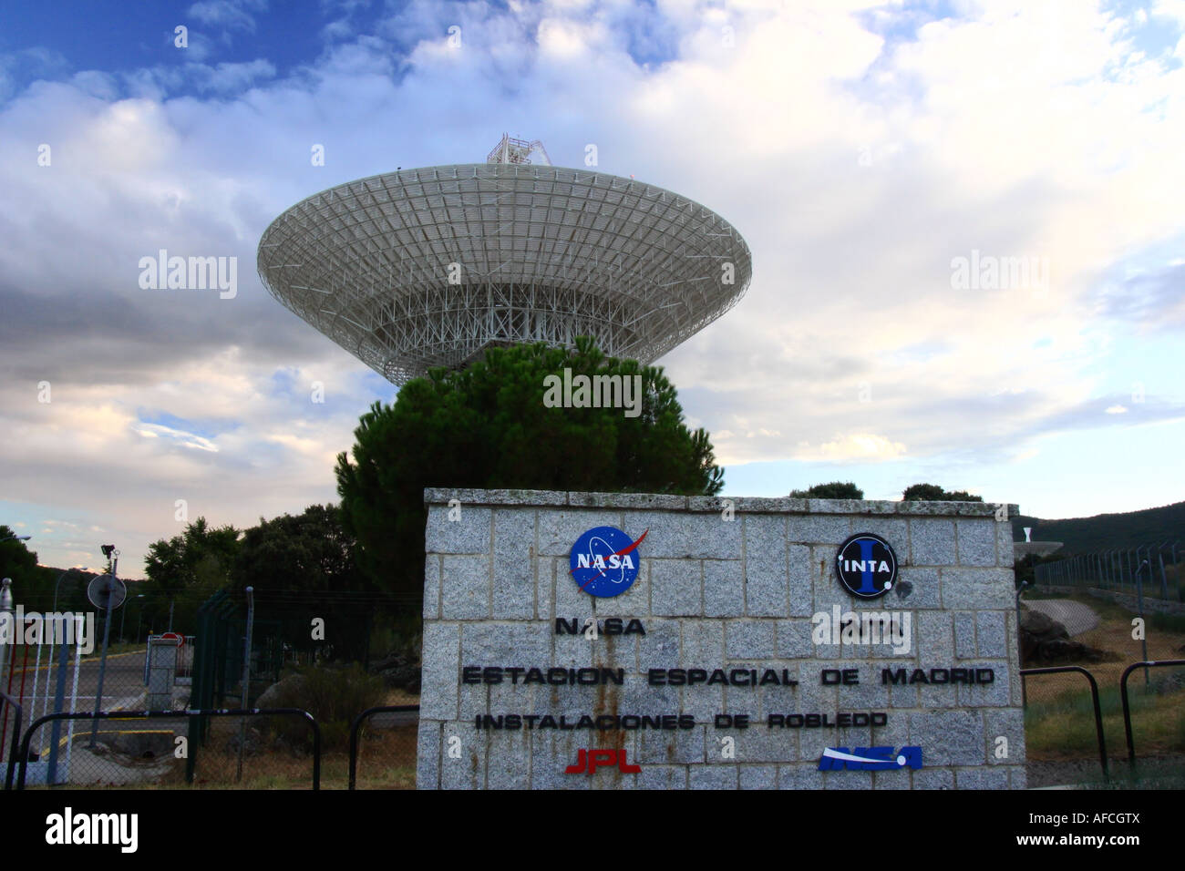 Madrid Deep Space Communication Complex Stock Photo - Alamy