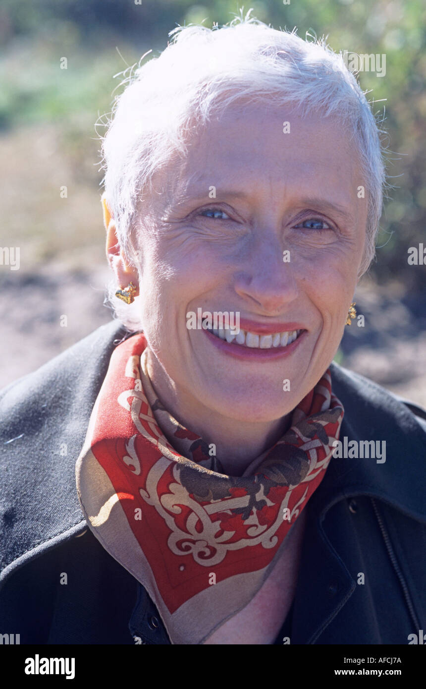 Sara Paretsky, author of exceptional crime fiction and creator of V I ...
