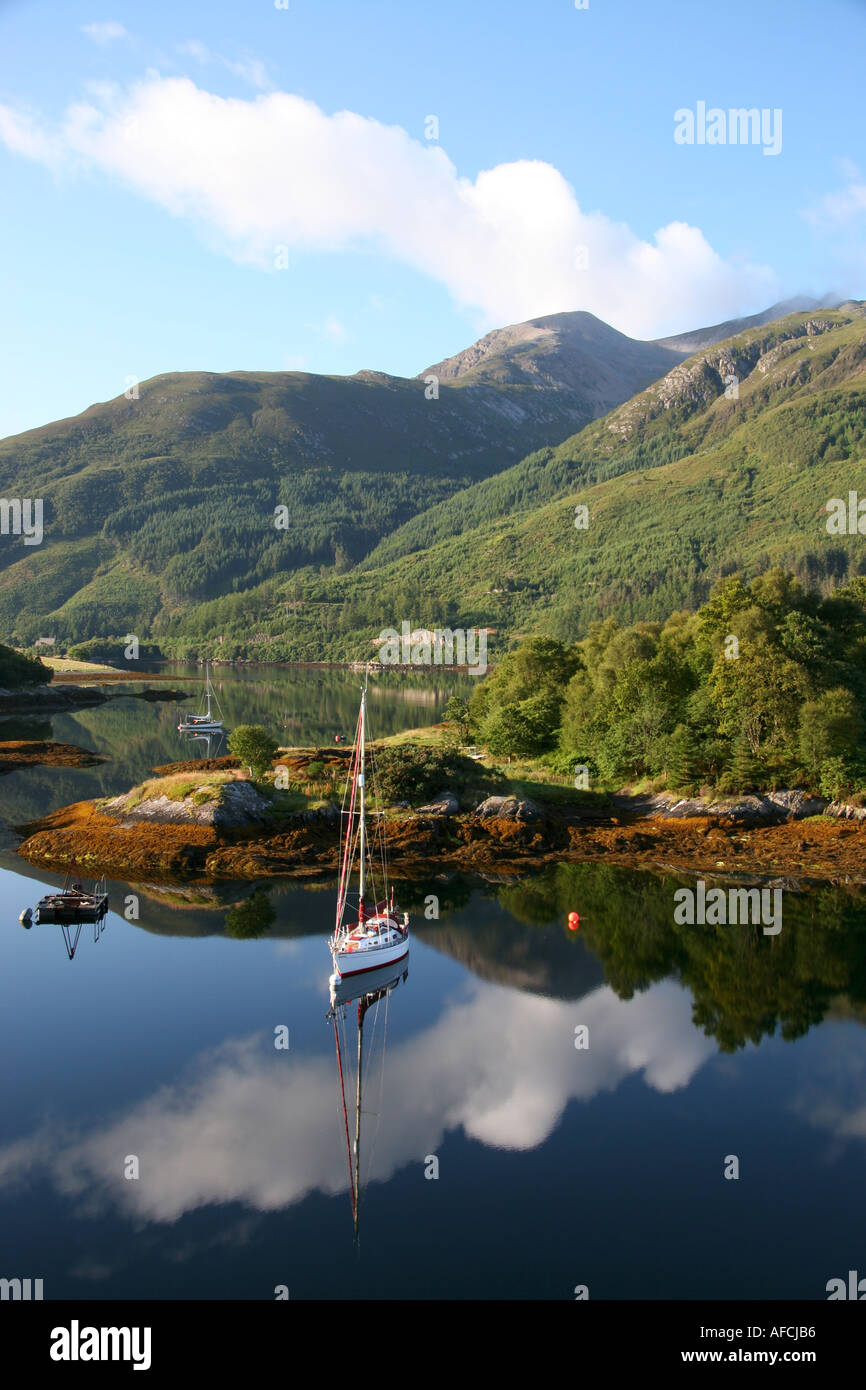 Bishops bay loch leven scotland hi-res stock photography and images - Alamy