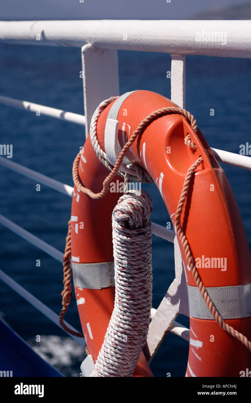 Life preserver and rope Stock Photo - Alamy