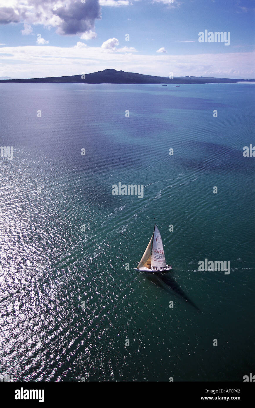 Auckland waitemata harbour aerial hi-res stock photography and images ...