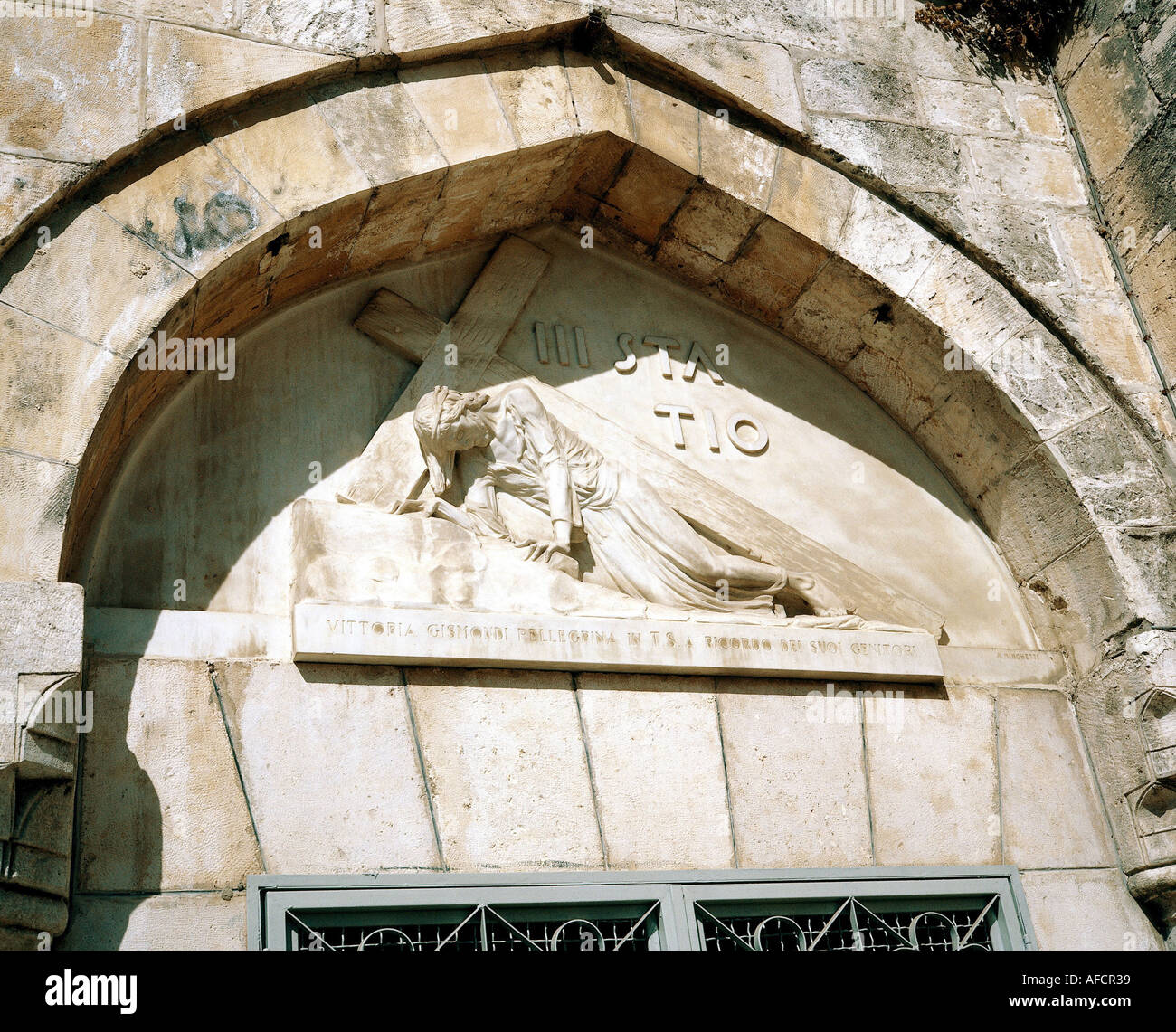 Jesus christ 14 stations of the cross hi-res stock photography and ...