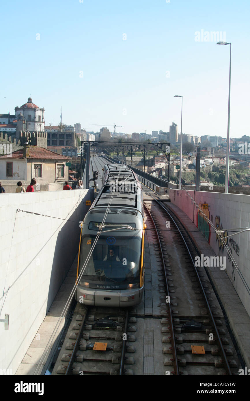 porto portugal tram Stock Photo - Alamy
