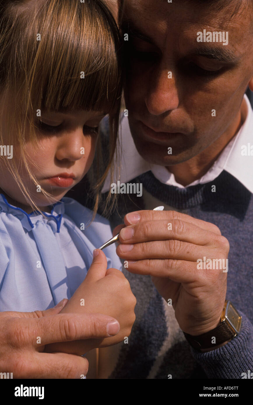 Splinter hi-res stock photography and images - Alamy