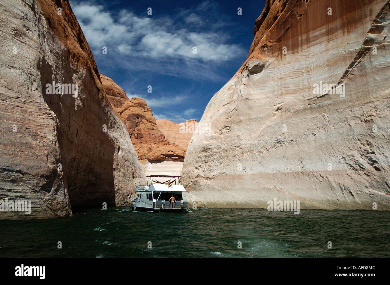 Houseboat on Lake Powell, Arizona, Utah, USA Stock Photo - Alamy
