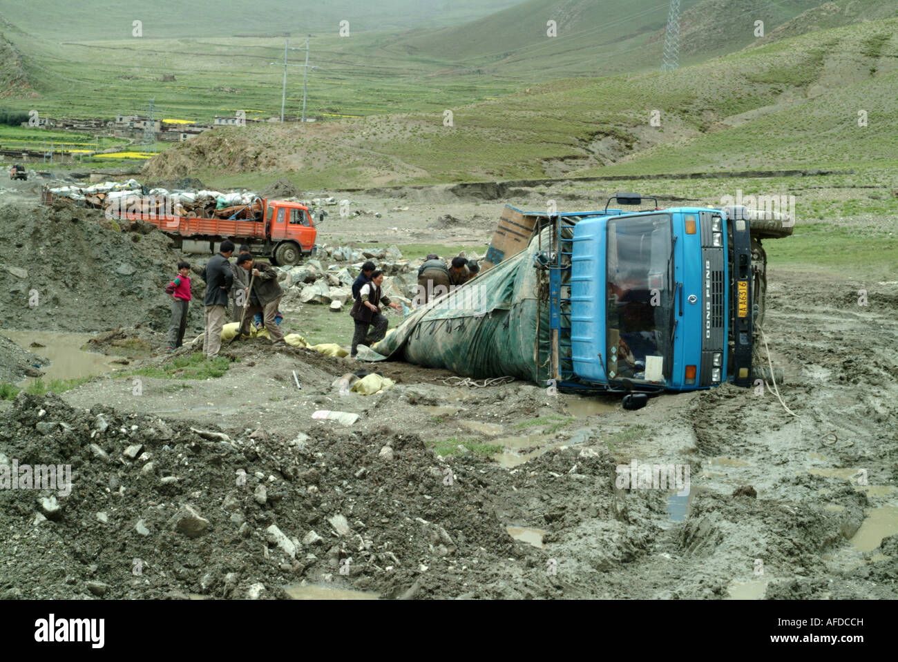 Bogged down in mud hi-res stock photography and images - Alamy