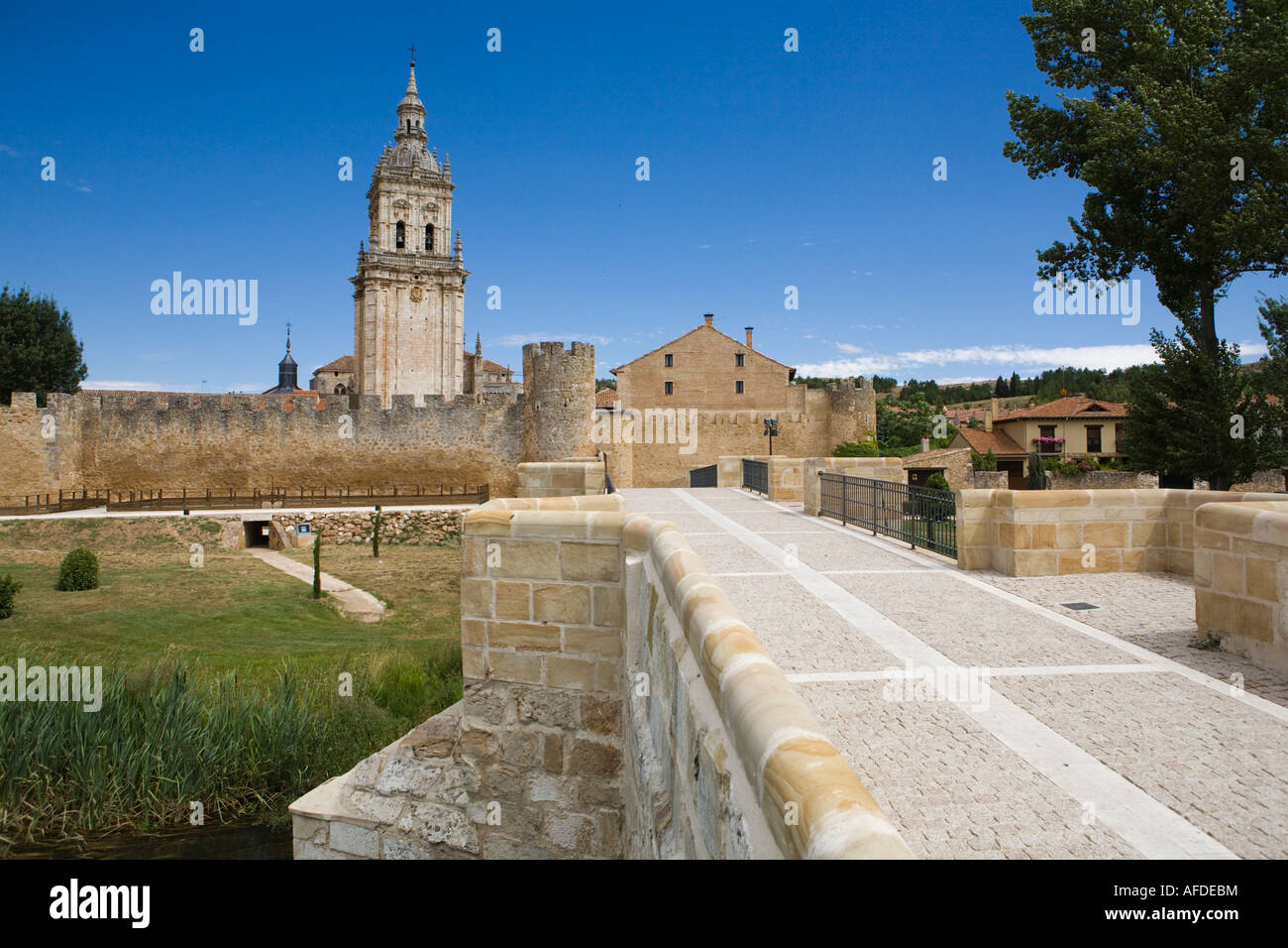 Catedral de burgo de osma hi-res stock photography and images - Alamy