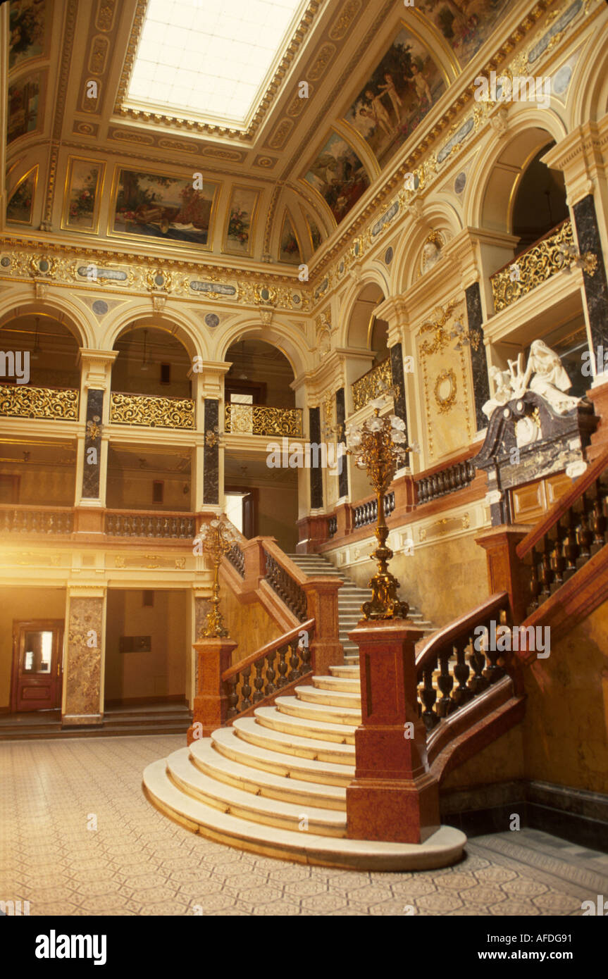 Opera house lobby hi-res stock photography and images - Alamy