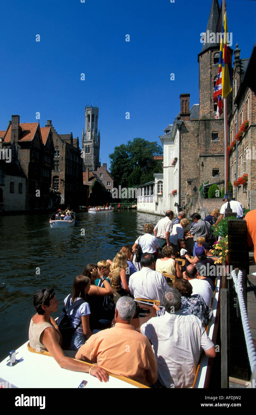 Grachtenboot hi-res stock photography and images - Alamy