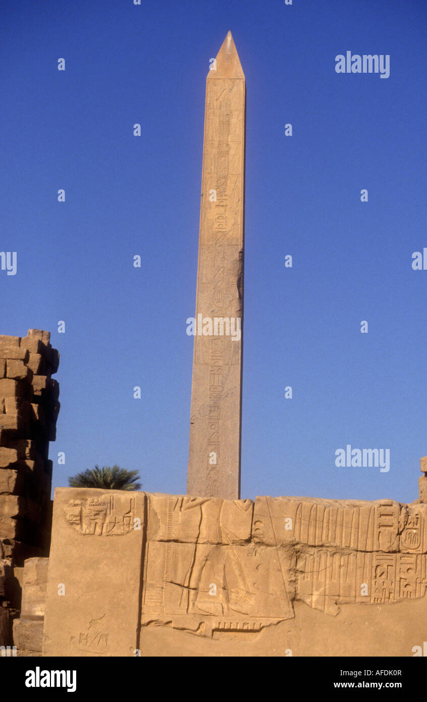 Obelisk like structure hi-res stock photography and images - Alamy