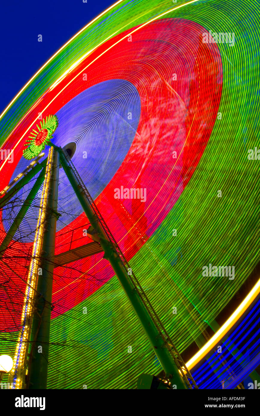 spinning ferris wheel in princess street gardens edinburgh at christmas ...