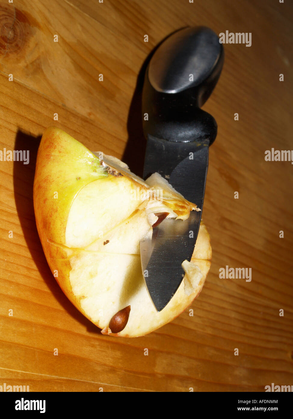 Apfelscheibe hi-res stock photography and images - Alamy