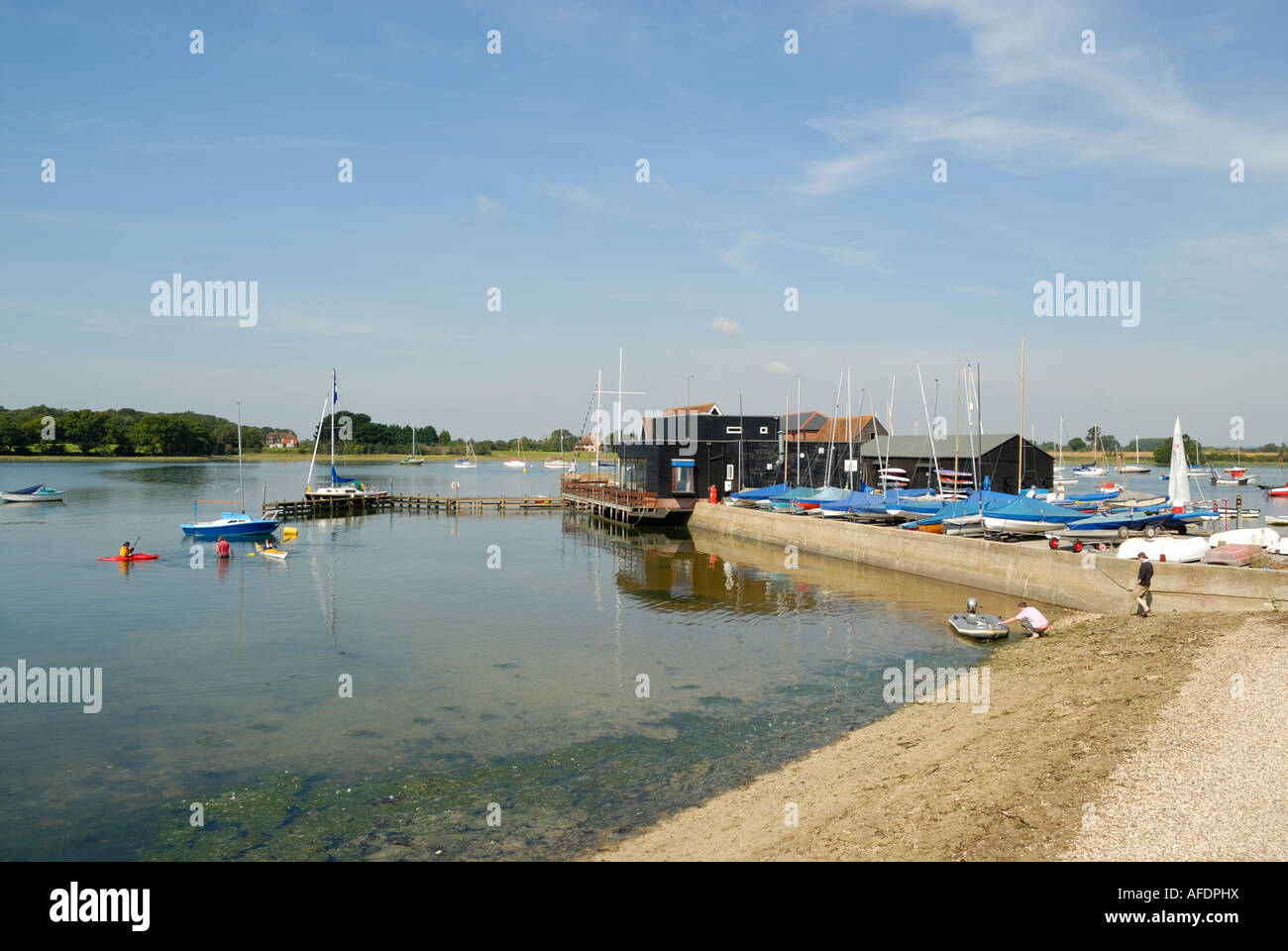 Sussex chichester dell quay hi-res stock photography and images - Alamy