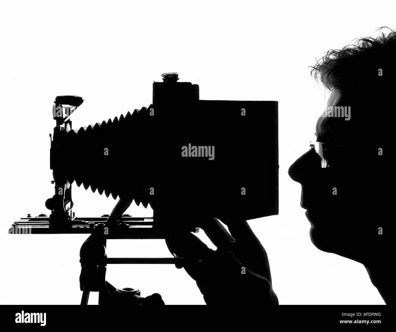 Old plate camera antique Black and White Stock Photos & Images - Alamy