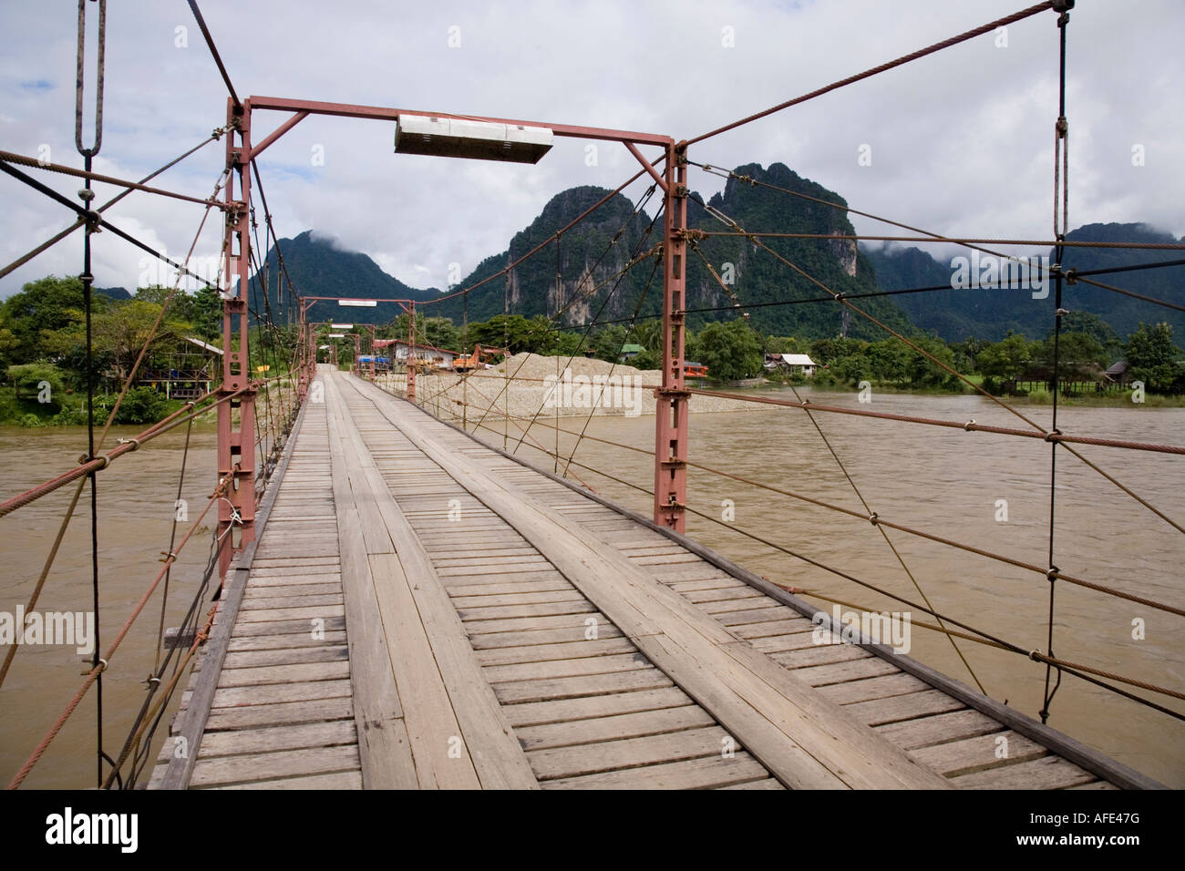 Bridge over the river Nam Song, on the way to the Tham Phu Kham ...