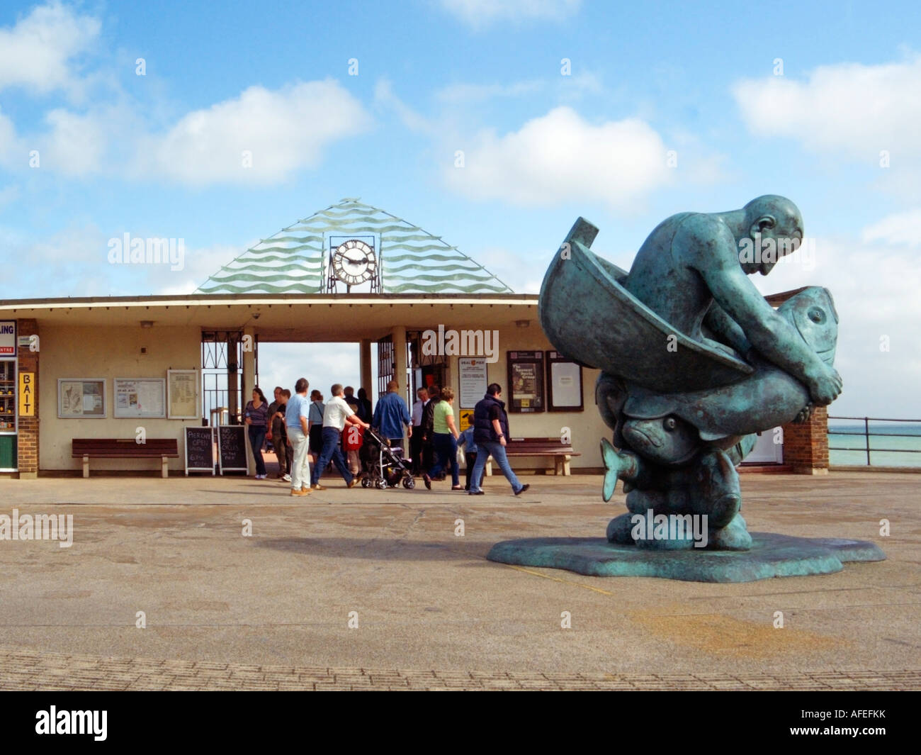 Statue at deal kent hi-res stock photography and images - Alamy