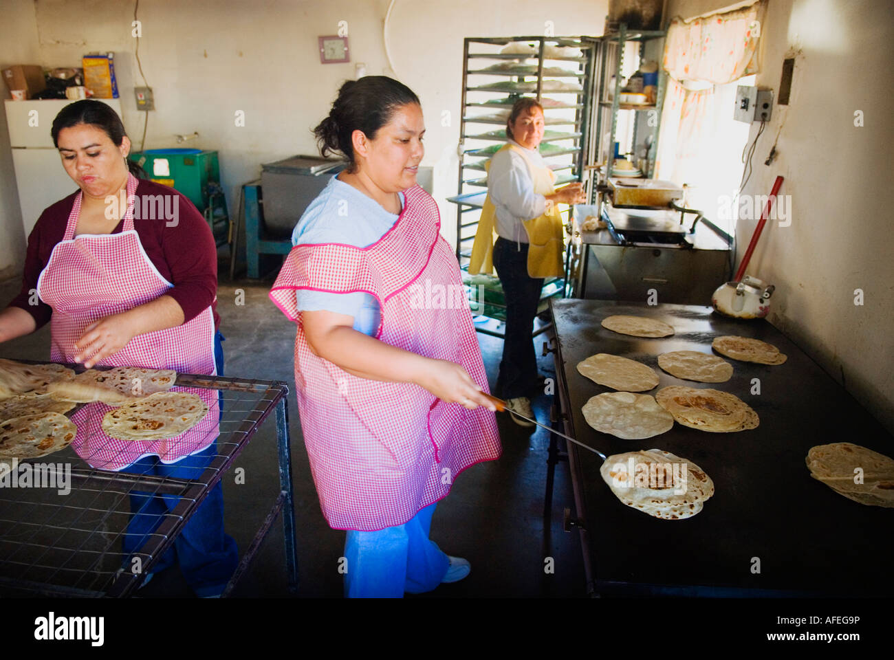 Mexican worker california hi-res stock photography and images - Alamy