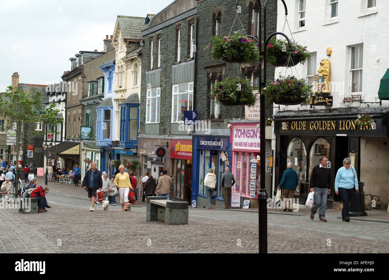 Shopping mall uk rural hi-res stock photography and images - Alamy