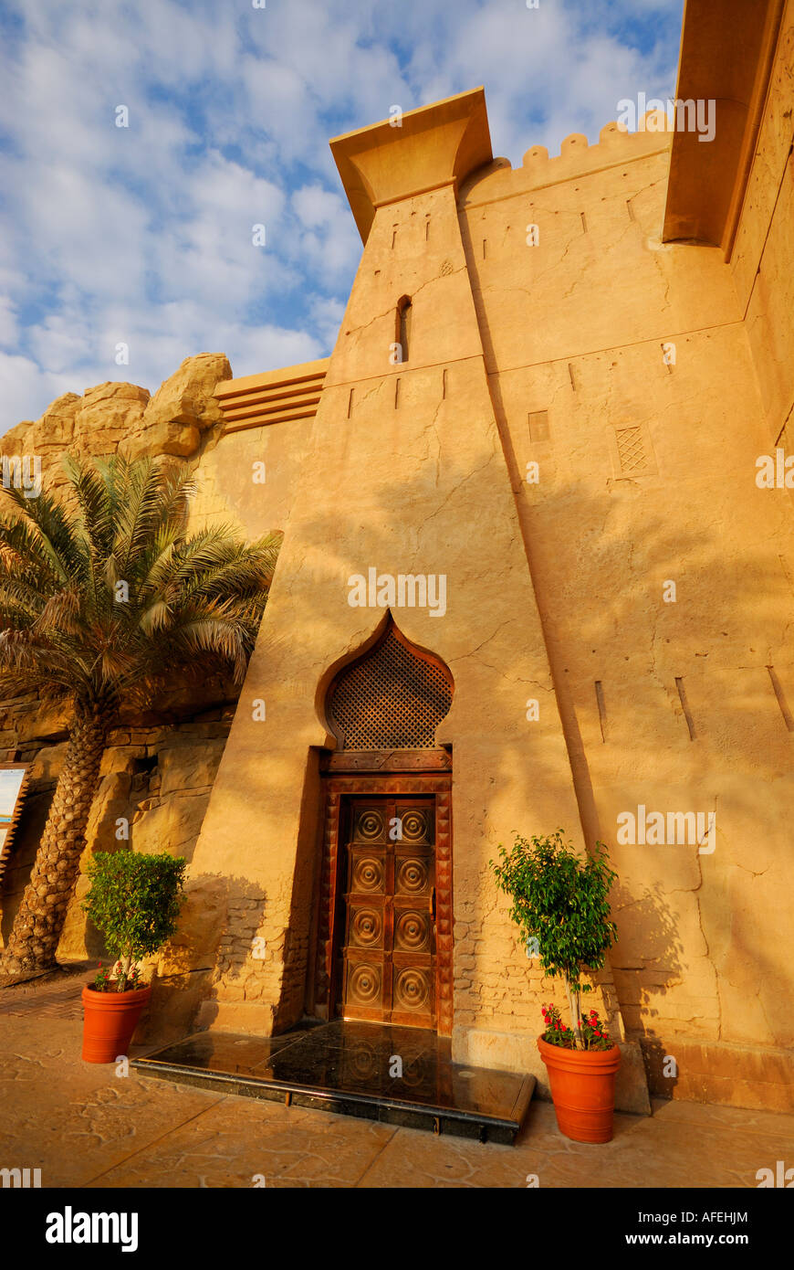 Arabic traditional architecture facade hi-res stock photography and ...