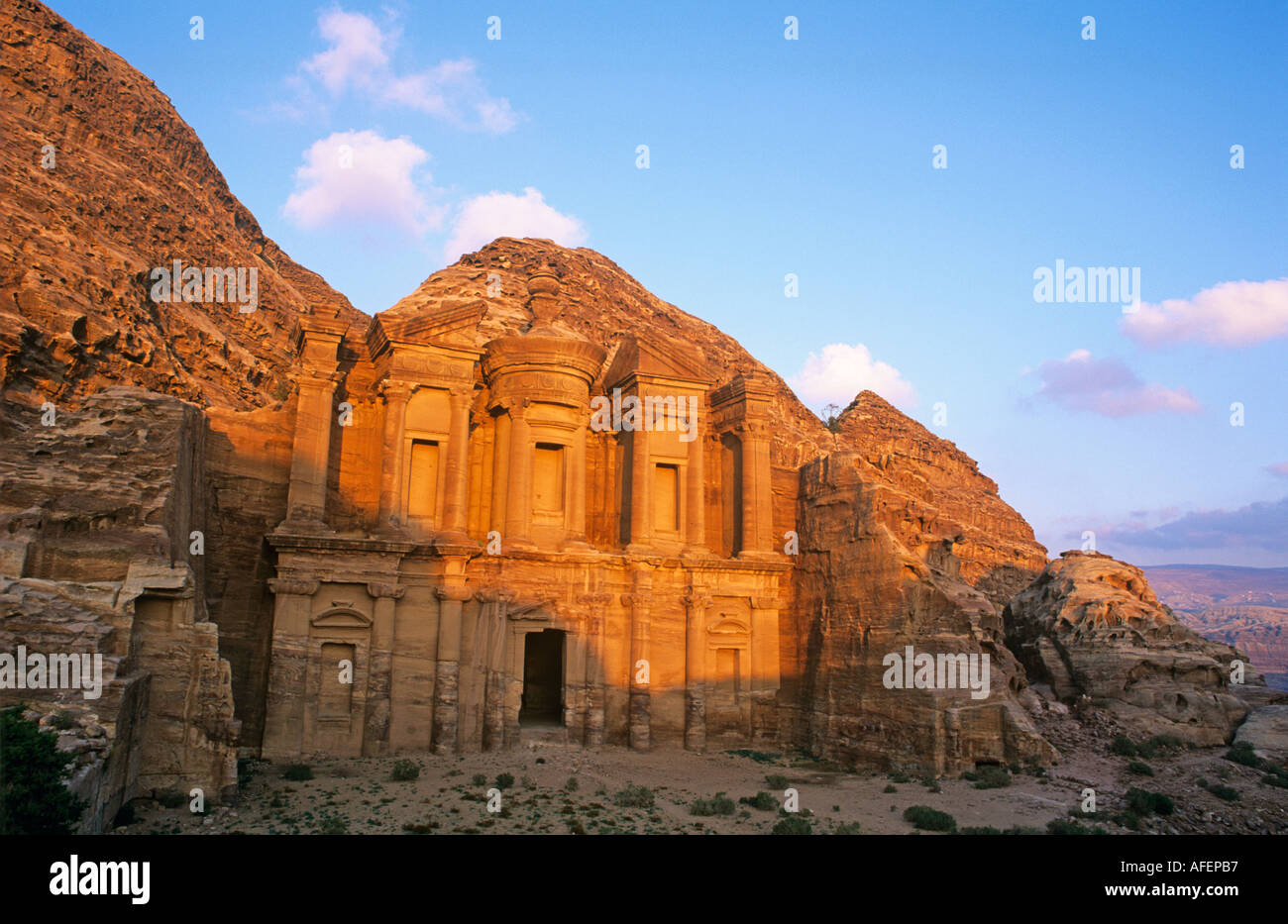 The Monastery Petra Jordan Stock Photo - Alamy