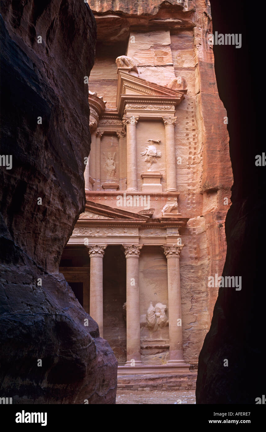 The Treasury Petra Jordan Stock Photo - Alamy