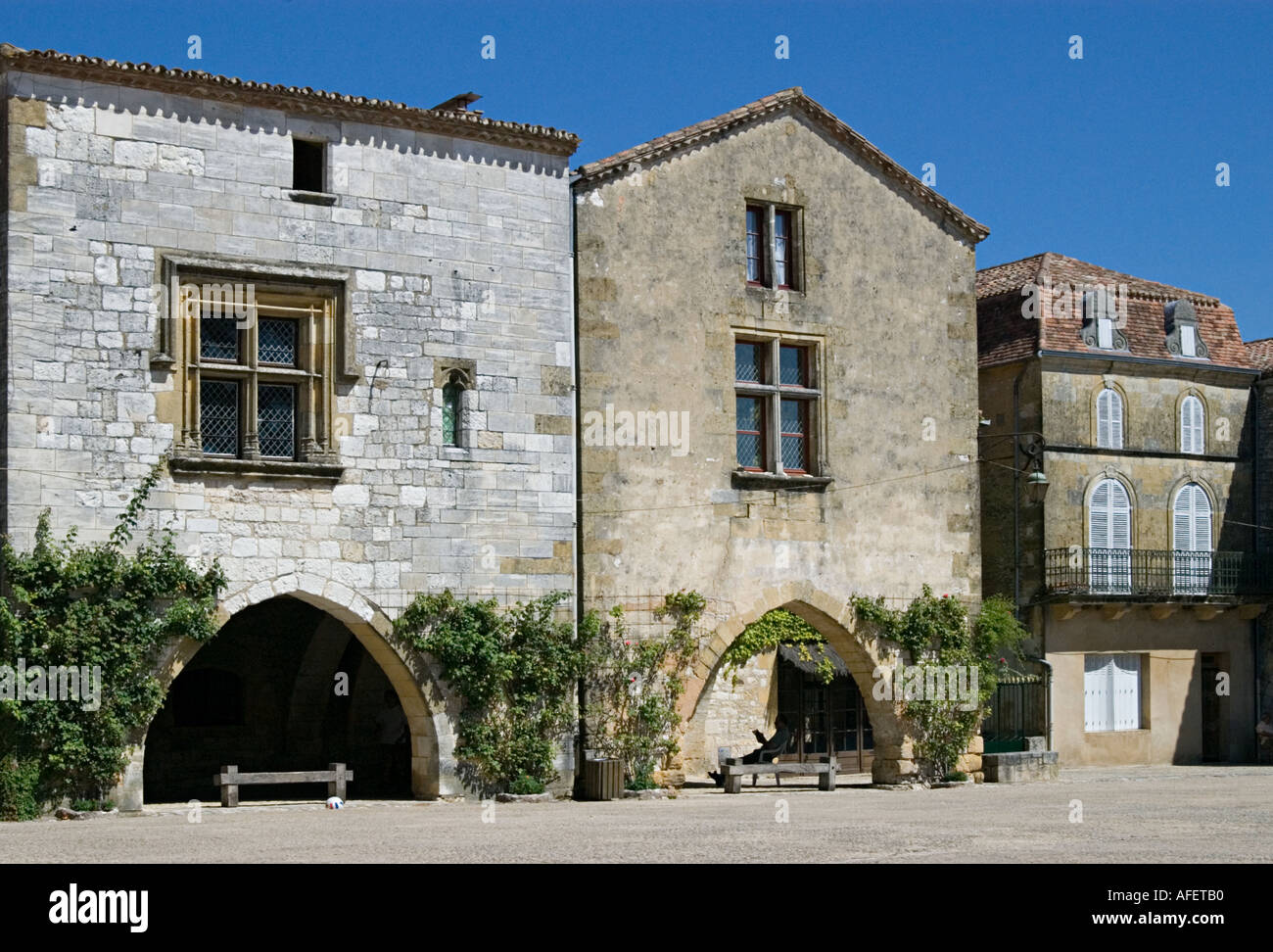 Ancient architecture in the medieval bastide village of Monpazier ...