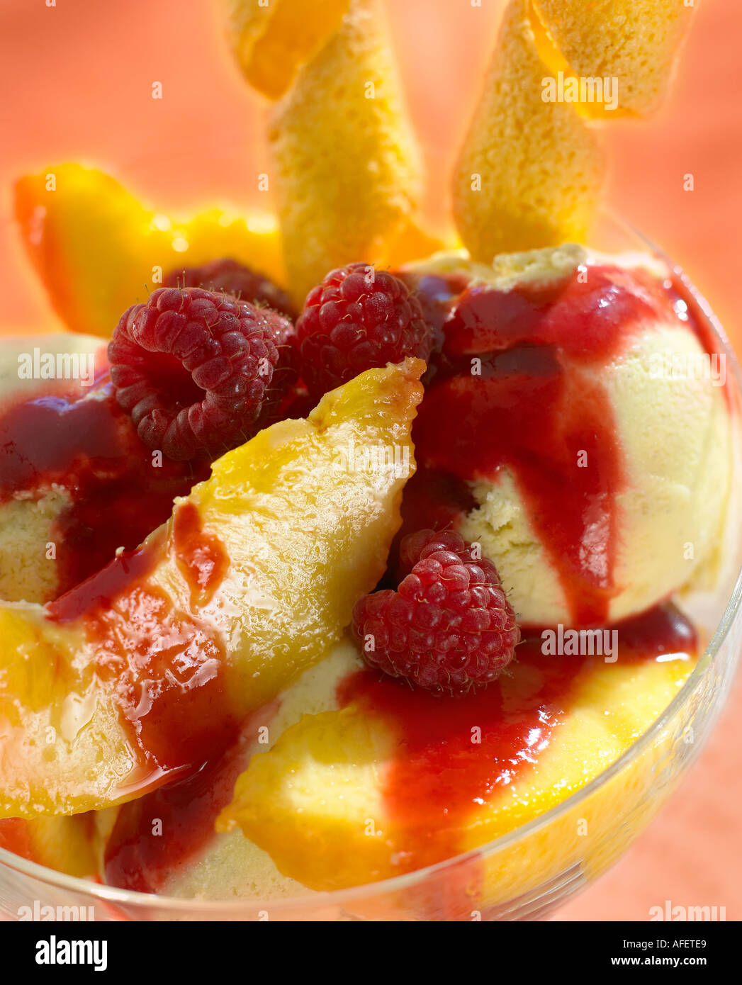 Peach melba hi-res stock photography and images - Alamy
