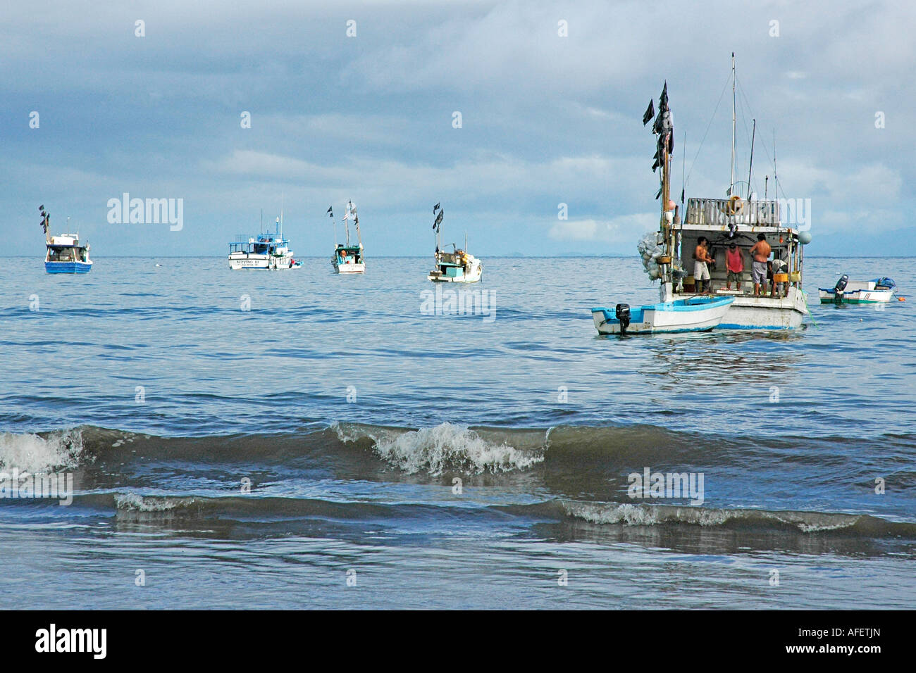 Surf costa rica morning wave hi-res stock photography and images - Alamy
