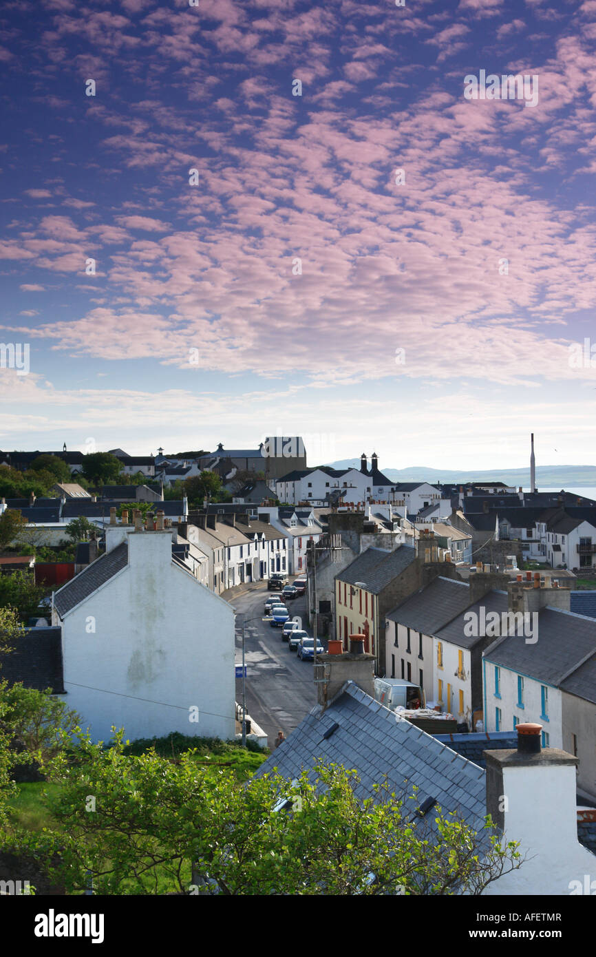 SCOTTISH ISLAND ISLAY Bowmore village Stock Photo - Alamy
