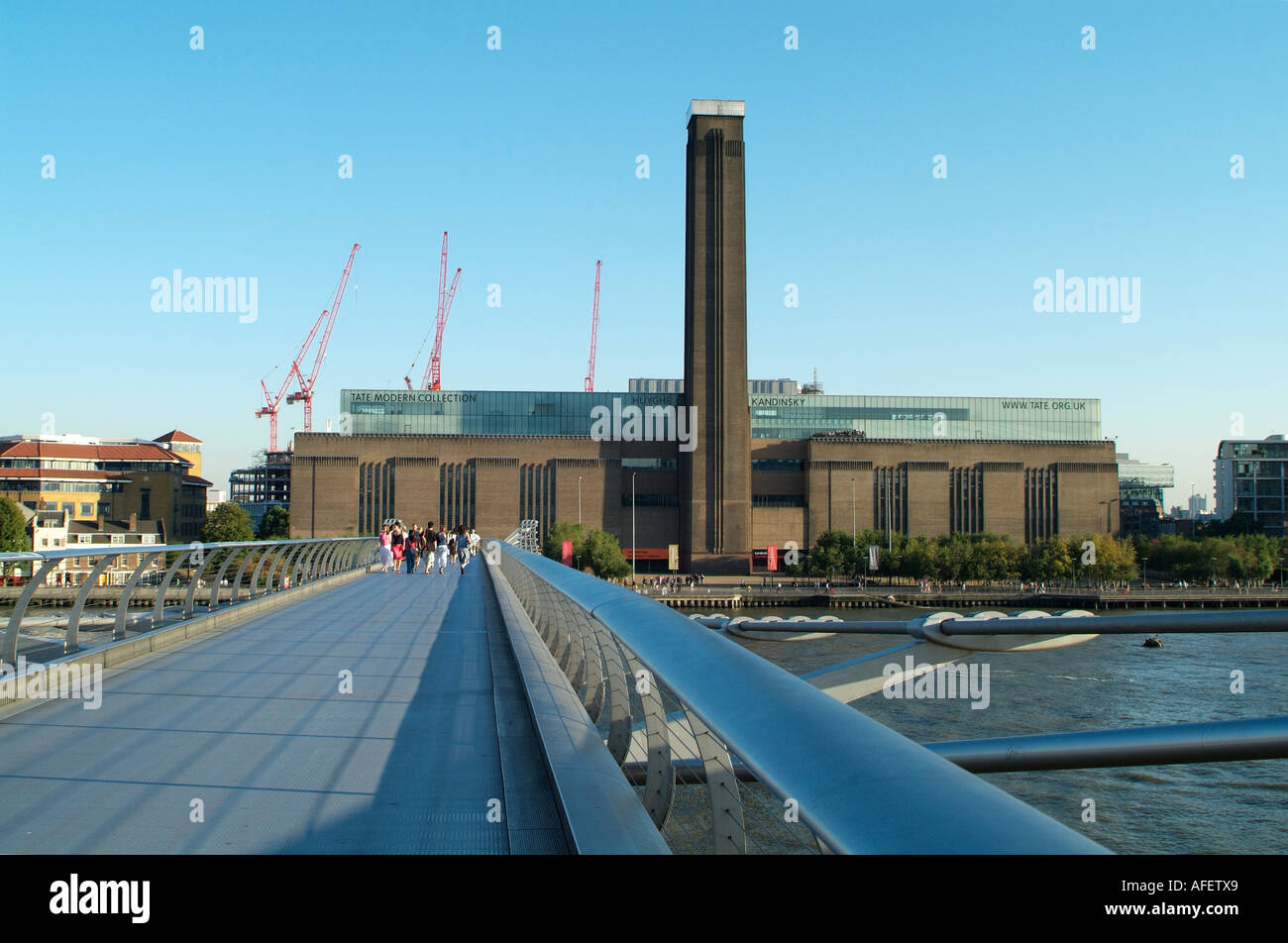 Millennium Bridge and Tate Modern London Stock Photo - Alamy