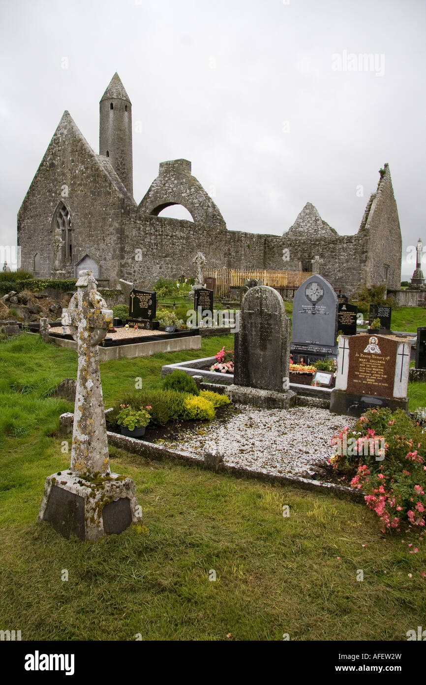 Kilmacduagh hi-res stock photography and images - Alamy